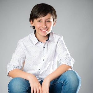 Elliot Léonard - Comédien | Qui Joue Qui