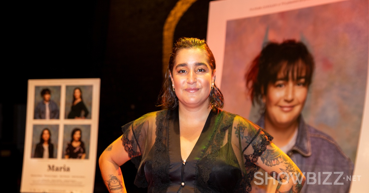 Mariana Mazza resplendissante à la première de son film Maria