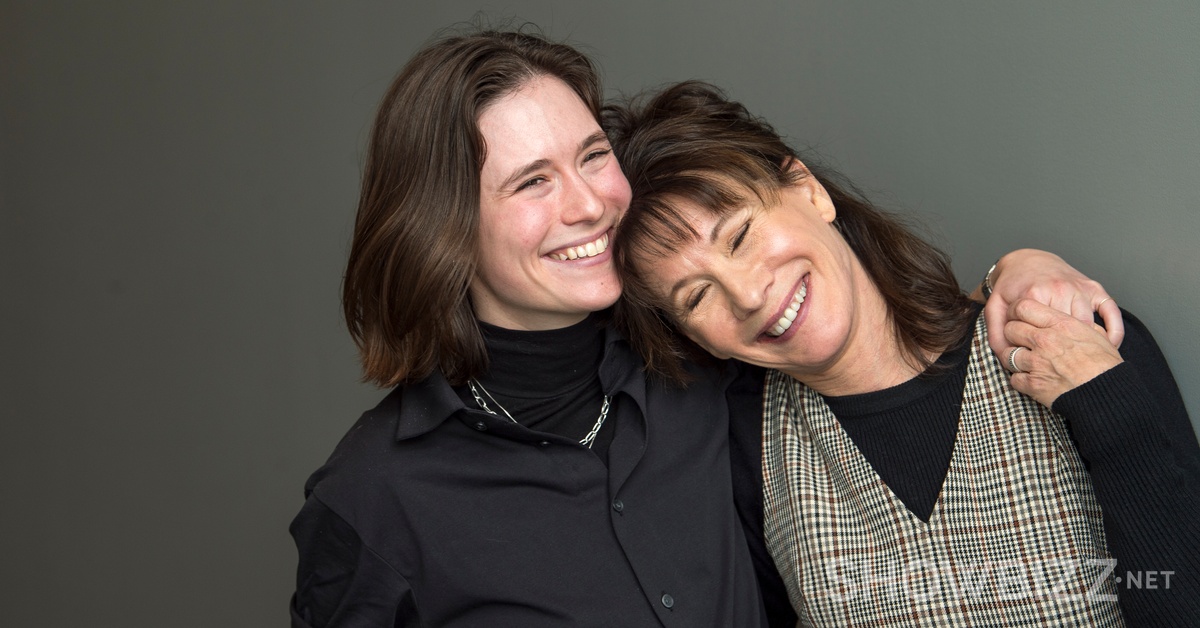 La fille de Sylvie Léonard n'a pas voulu regarder Virage - Double faute ...