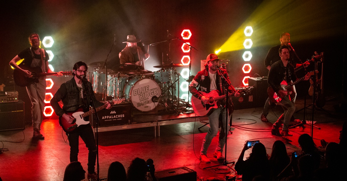 Un lancement festif pour le Blue Ridge Band