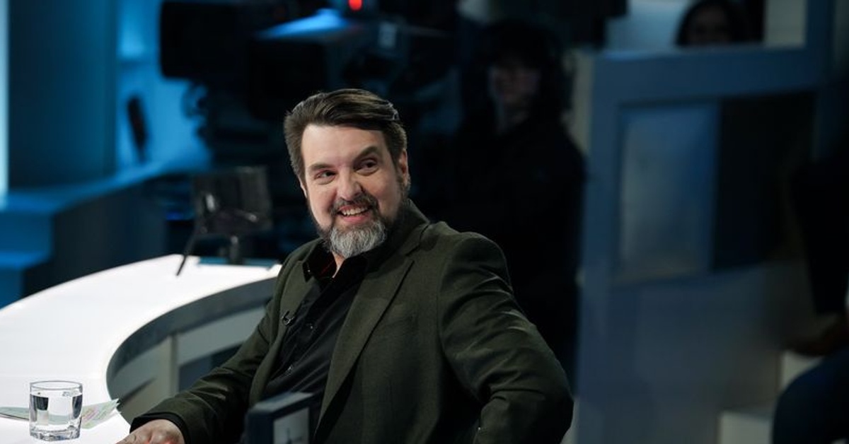 « Tout le monde en parle» : MC Gilles prend parole de façon élégante