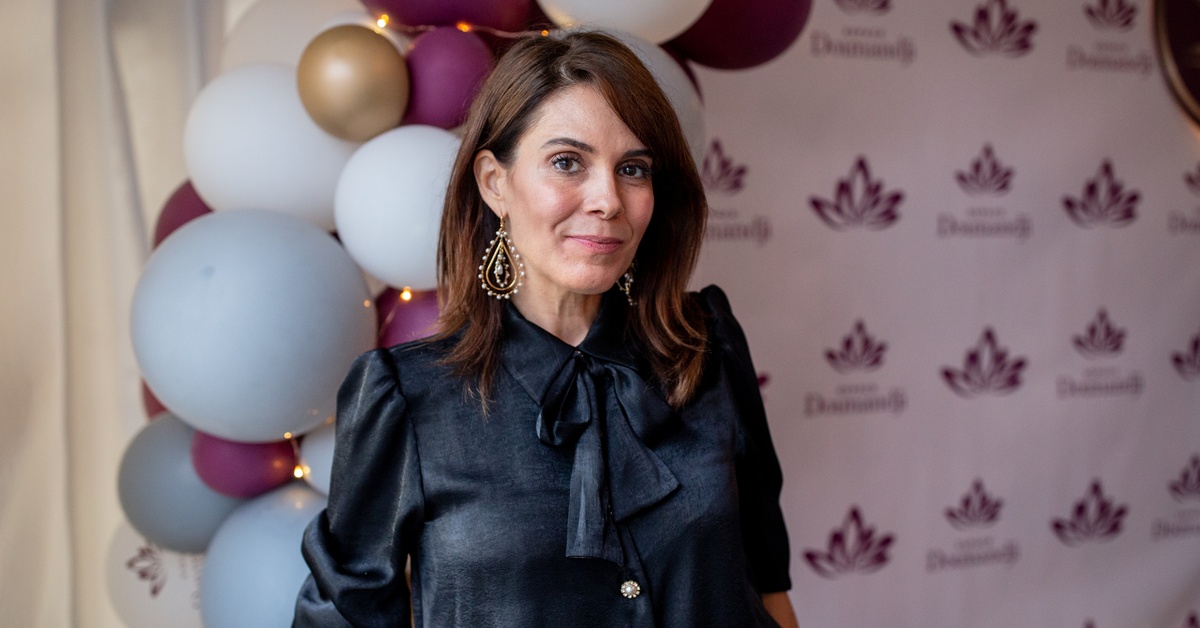 Voici où et quand vous pourrez voir cette nouvelle série avec Julie ...