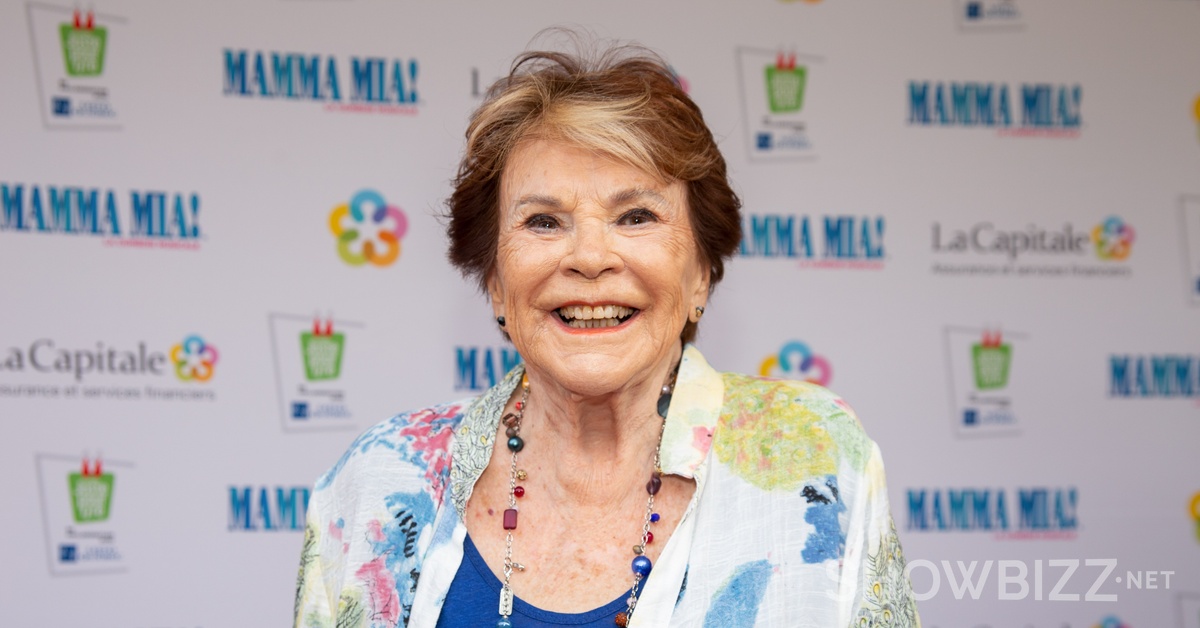 Janette Bertrand lance sa biographie Cent ans d'amour