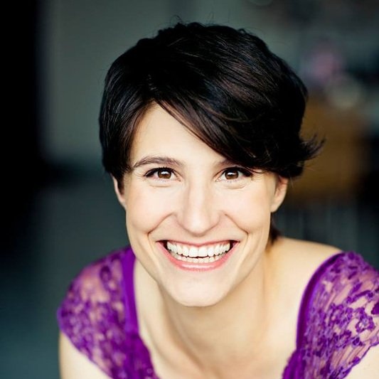 Salomé Corbo - Comédienne, Autrice | Qui Joue Qui