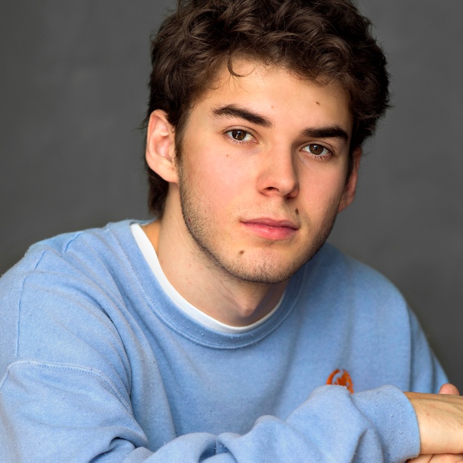 Thomas Delorme - Comédien | Qui Joue Qui