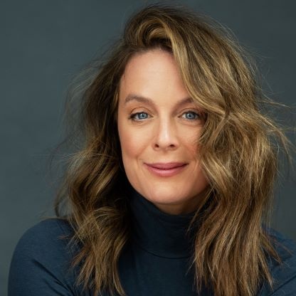 Julie Le Breton - Comédienne | Qui Joue Qui